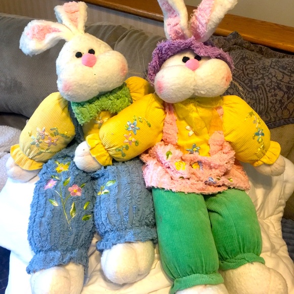 Accents | Rare Home Interior Bunnies | Poshmark